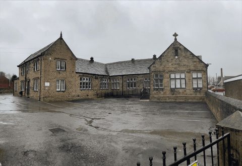 Mosque Near M1 Junction 40 – Dewsbury - Prayer Rooms